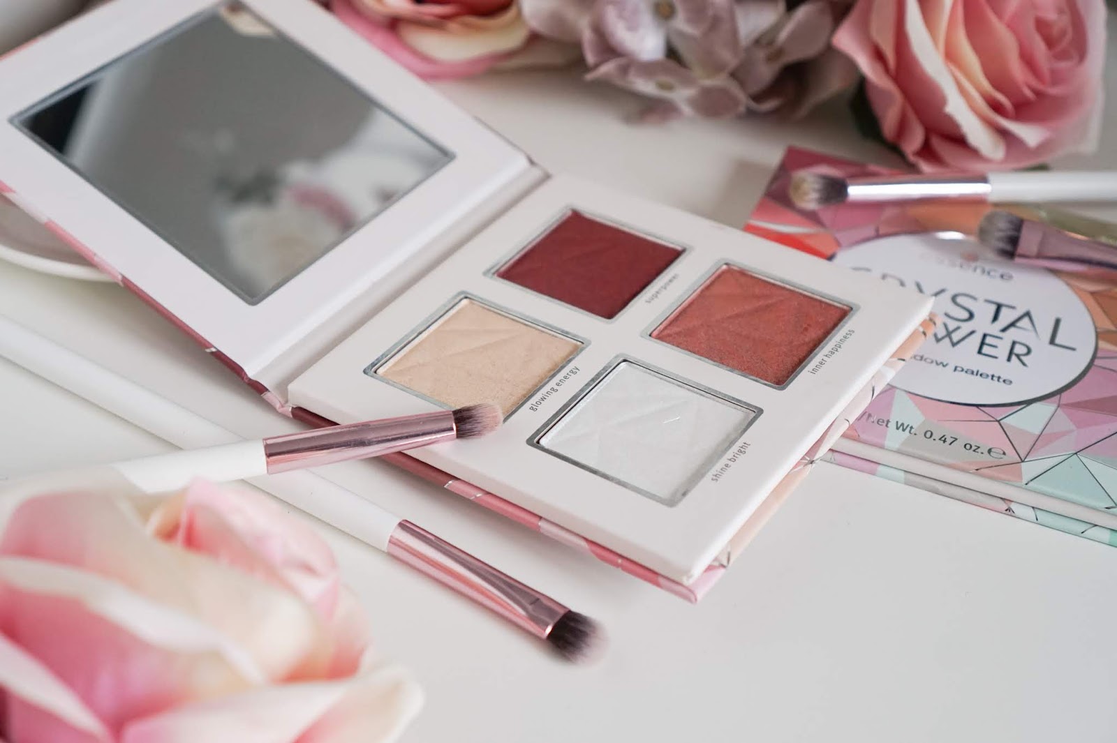 Beauty on Review: Review: Essence Cosmetics Crystal Power Collection