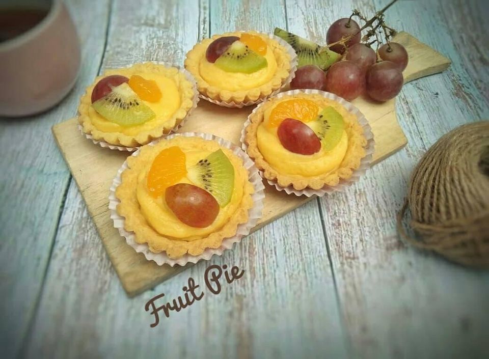 Resep Mudah Membuat Kue Mini Fruit Pie - KiatKu.com