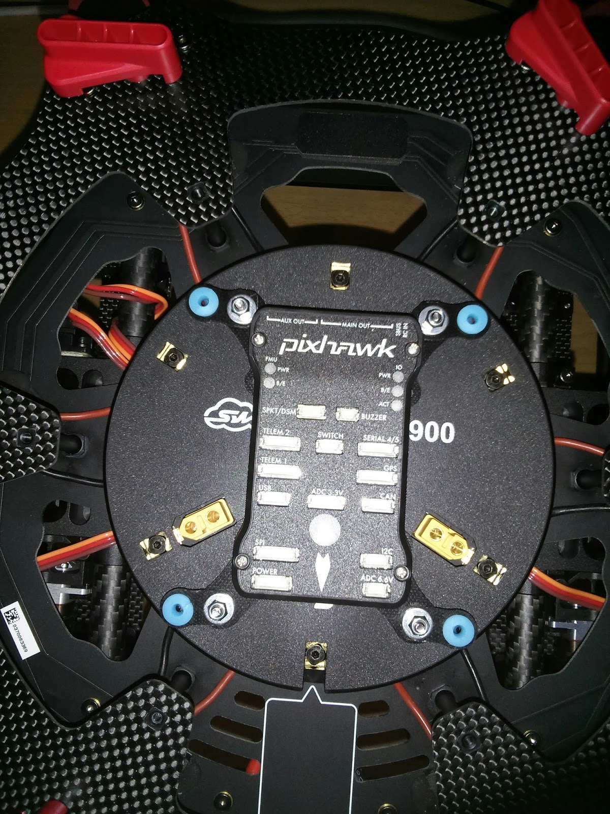 Multi-rotors: DJI s900 with 3DR PixHawk - Mounting the Pixhawk