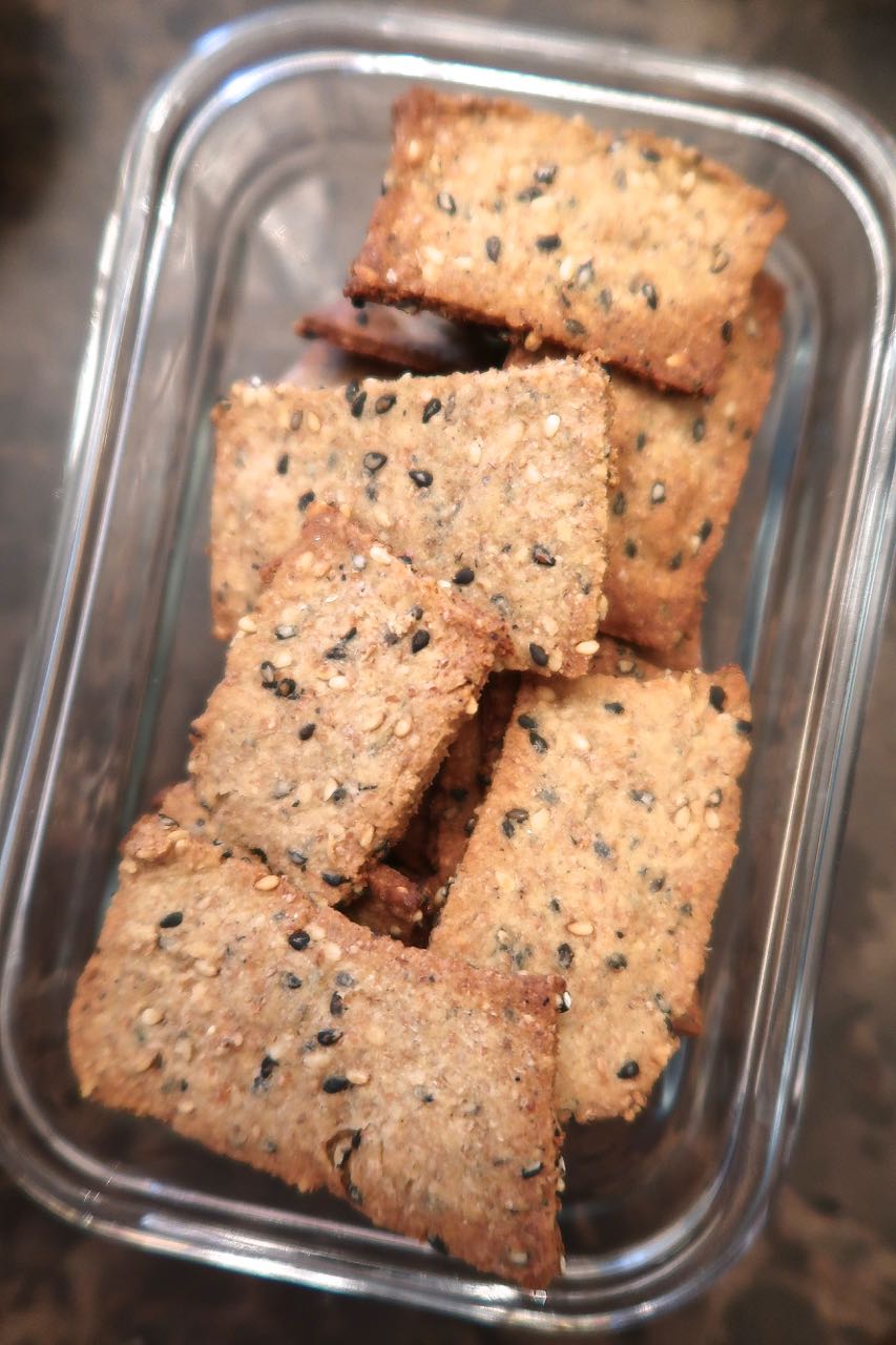 Scrumpdillyicious: Savoury Sesame Seed Crackers with Cumin