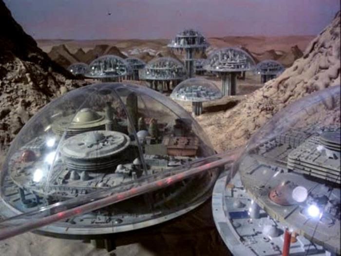 This Way Up: Space 1999 - Journey to Where & The Taybor