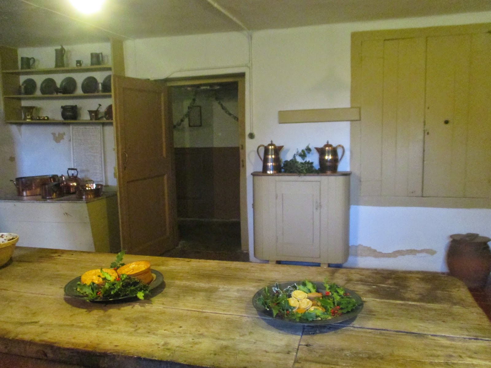 Remembering The Old Ways : Christmas at Gunby Hall