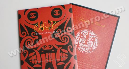 Undangan Motif Ukiran Dayak | Undangan Jambi