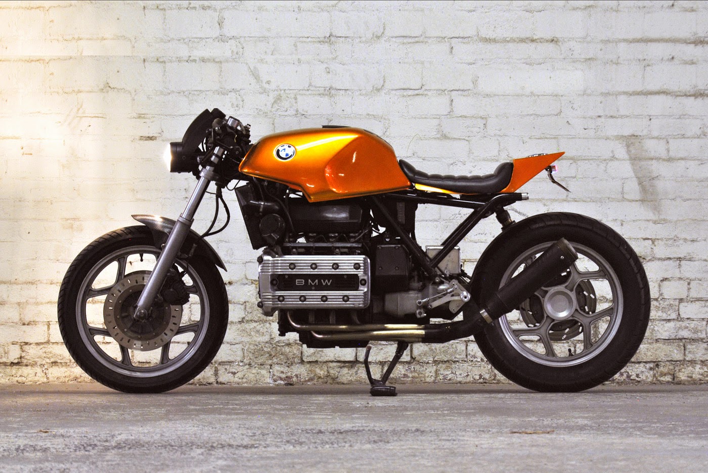 BMW cafe Racer build