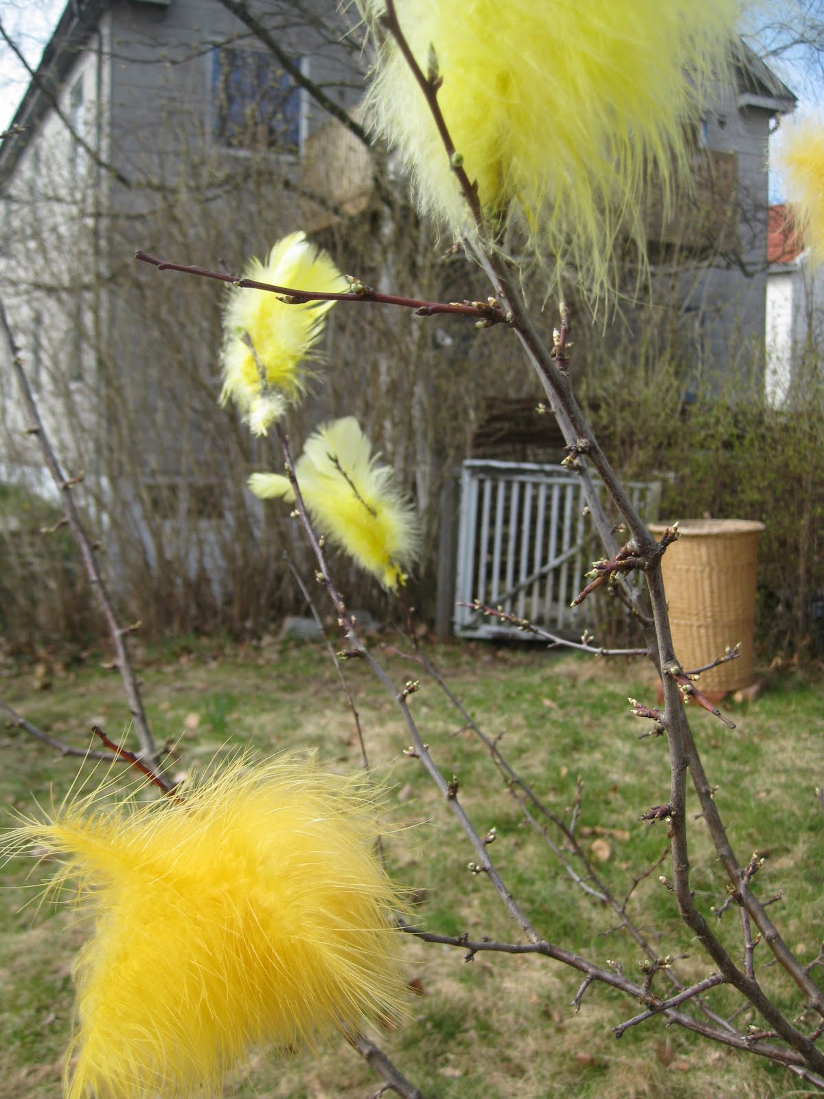 Swedelite: My Easter Sunday, or Glad Påsk, in Sweden