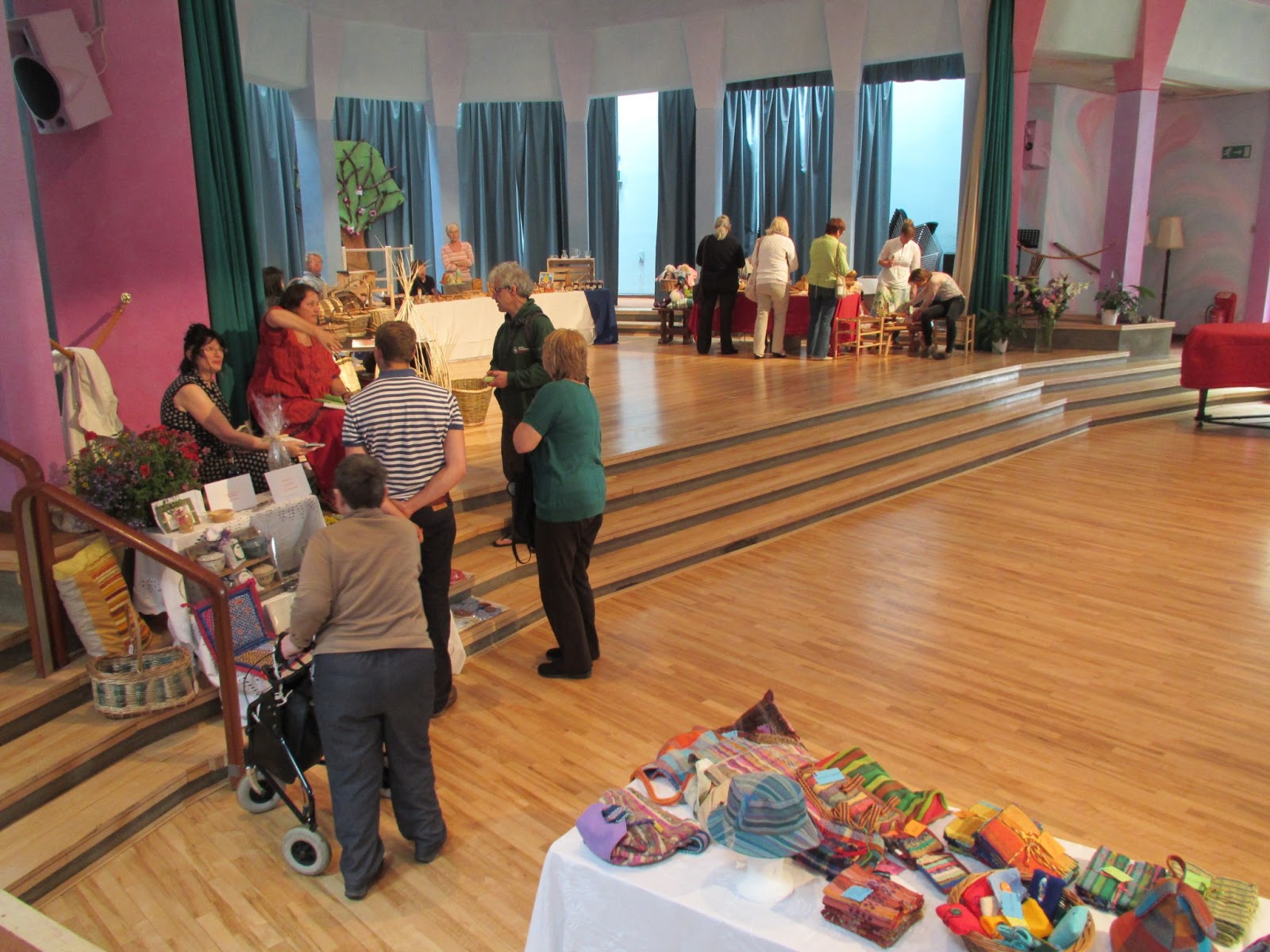 Camphill Community Milton-Keynes: Garden Party at Camphill Delrow