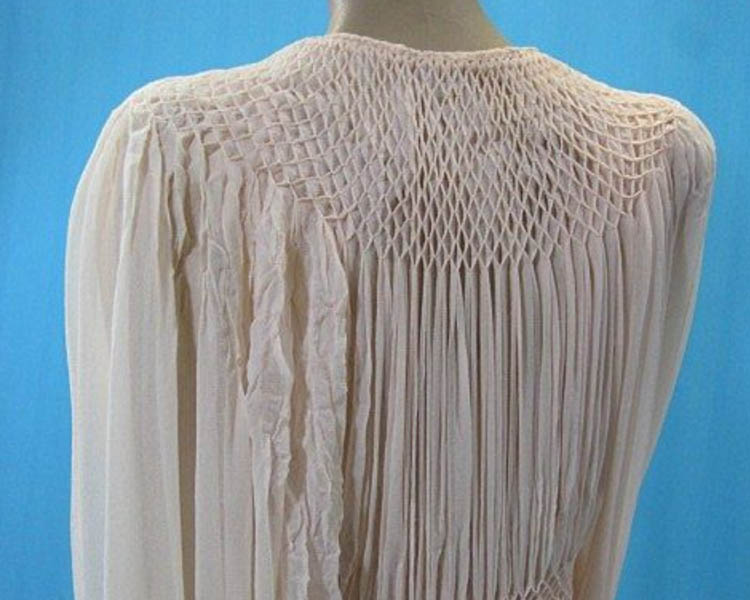 Southern Matriarch: Luxurious Vintage Smocking