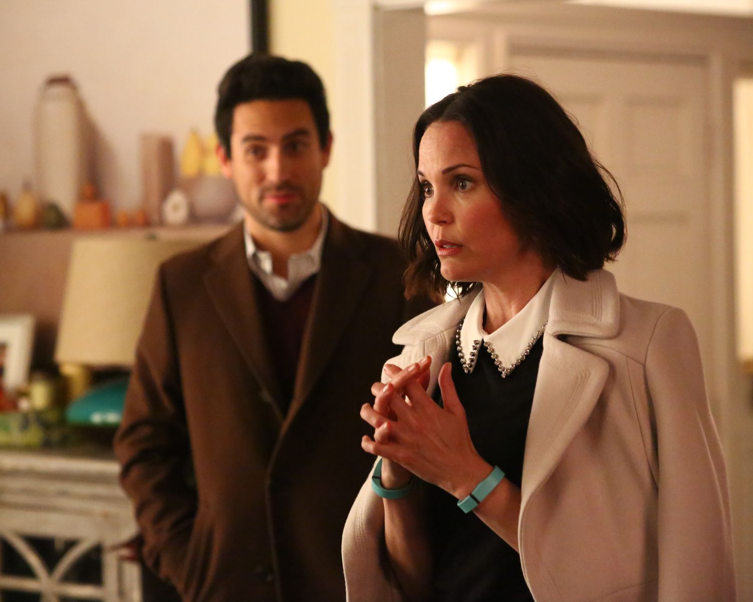 At home, Taylor and Anna-Kat find someone who might appreciate Anna-Kat ...