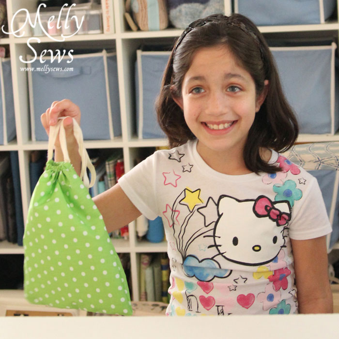 Beginner Sewing Project: Learn to Sew a Drawstring Bag - Melly Sews