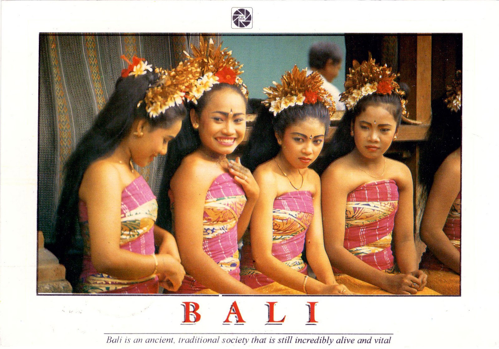 WORLD, COME TO MY HOME!: 1725 INDONESIA (Lesser Sunda) - Balinese girls ...