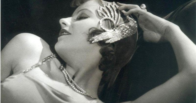 Gorgeous Portrait Photos of Greta Garbo in the Film “The Temptress” in ...