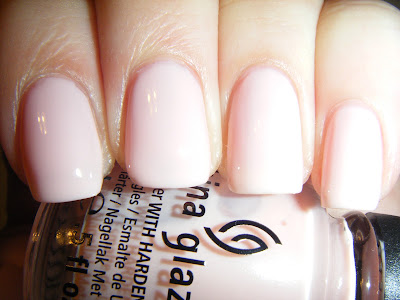 No Nekkid Nails: China Glaze Diva Bride