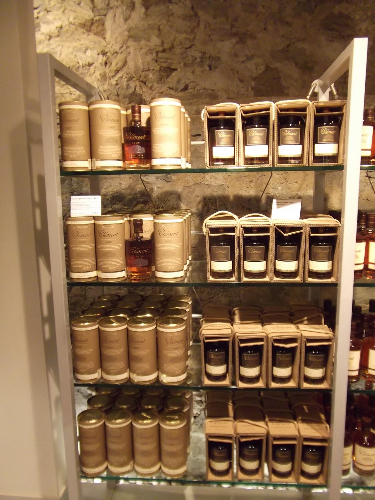 Julien & Aurélie destination Martinique, les Caribous et le pays du ...