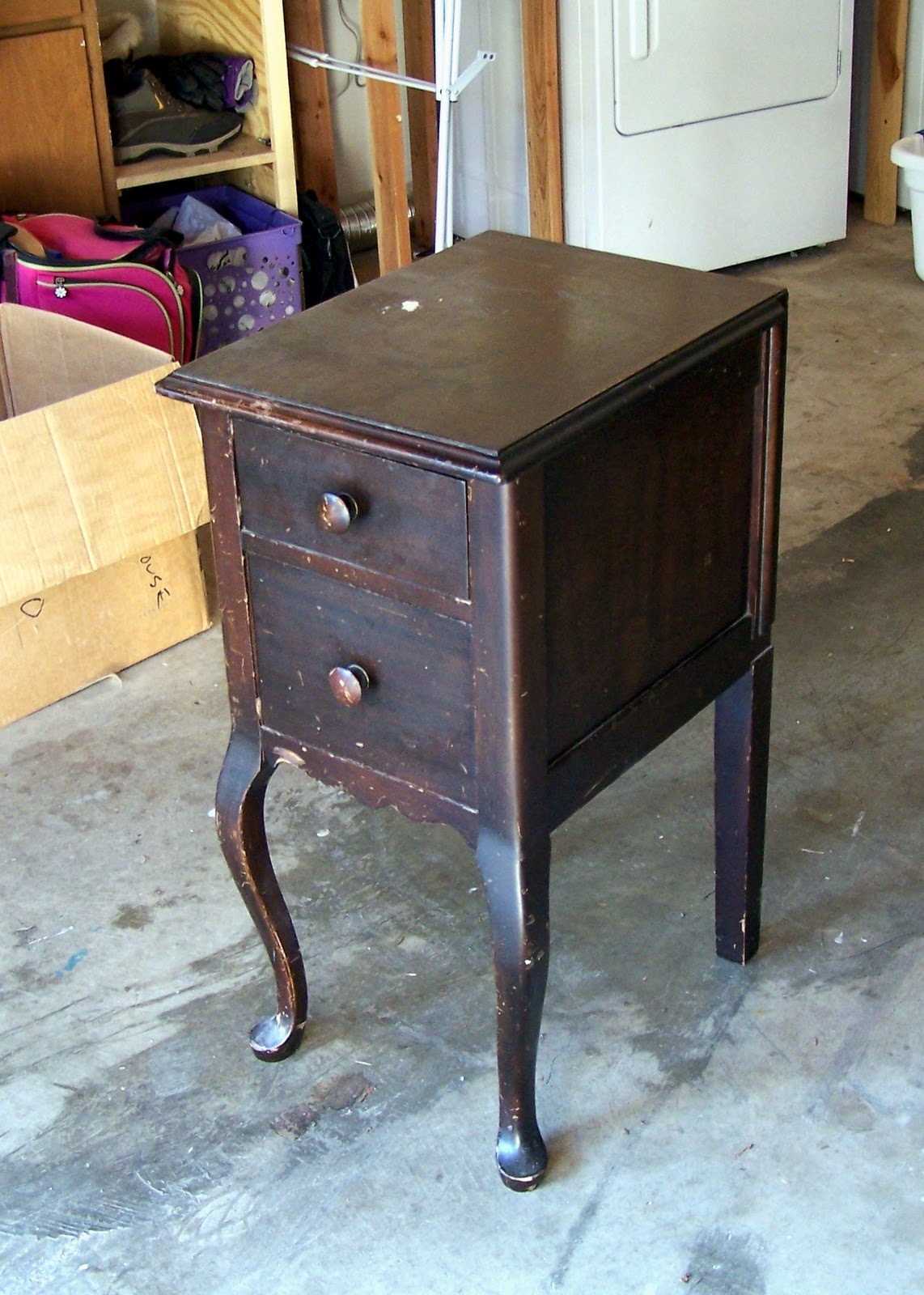 The life of a not so desperate housewife: Bedside table transformation!