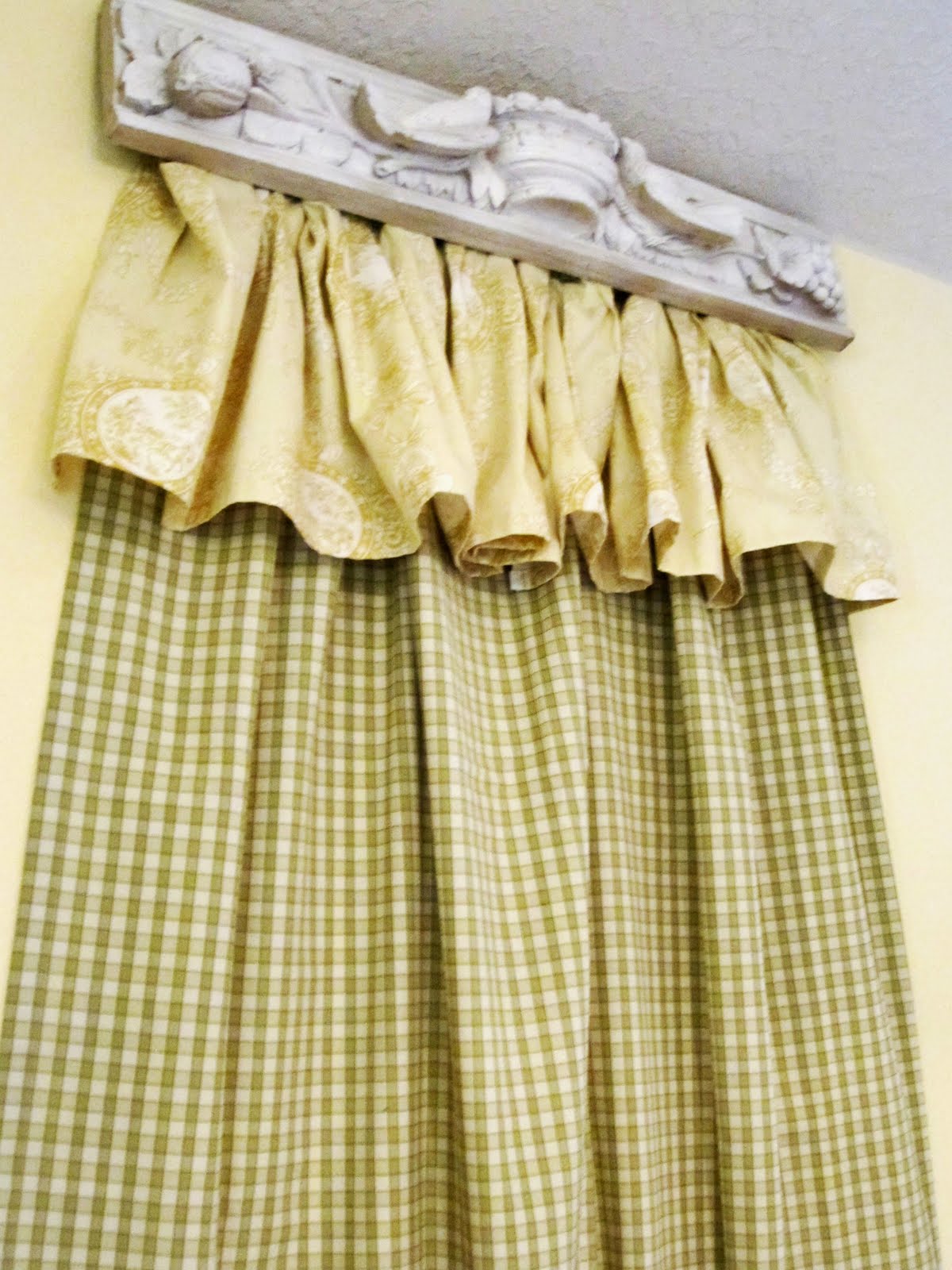 DIY Cornice Fit for a Princess!