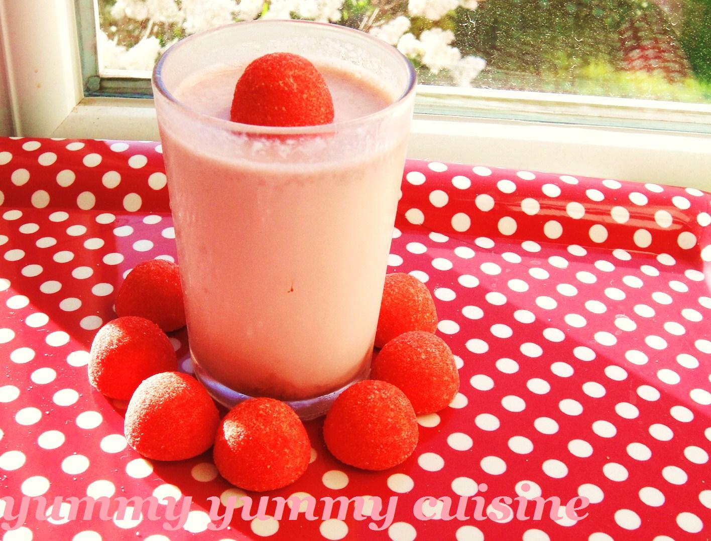 yummy yummy cuisine: yaourt aux fraises tagada