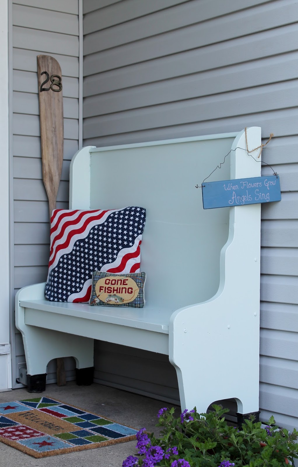 Painted Deacons Bench | love my simple home
