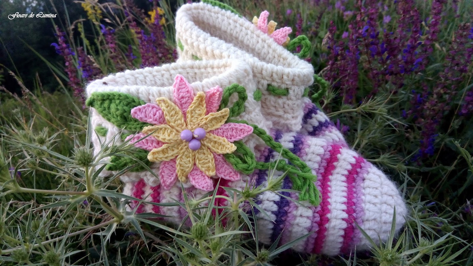 Floare de Lumina: botosei crosetati din lana alpaca - marime 37/38