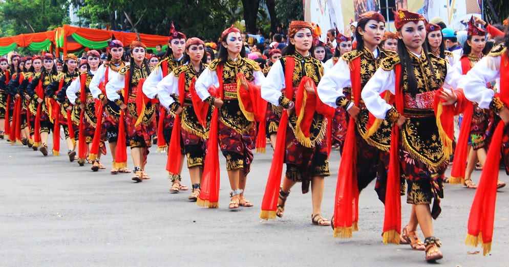 tari remong - History Of Indonesia