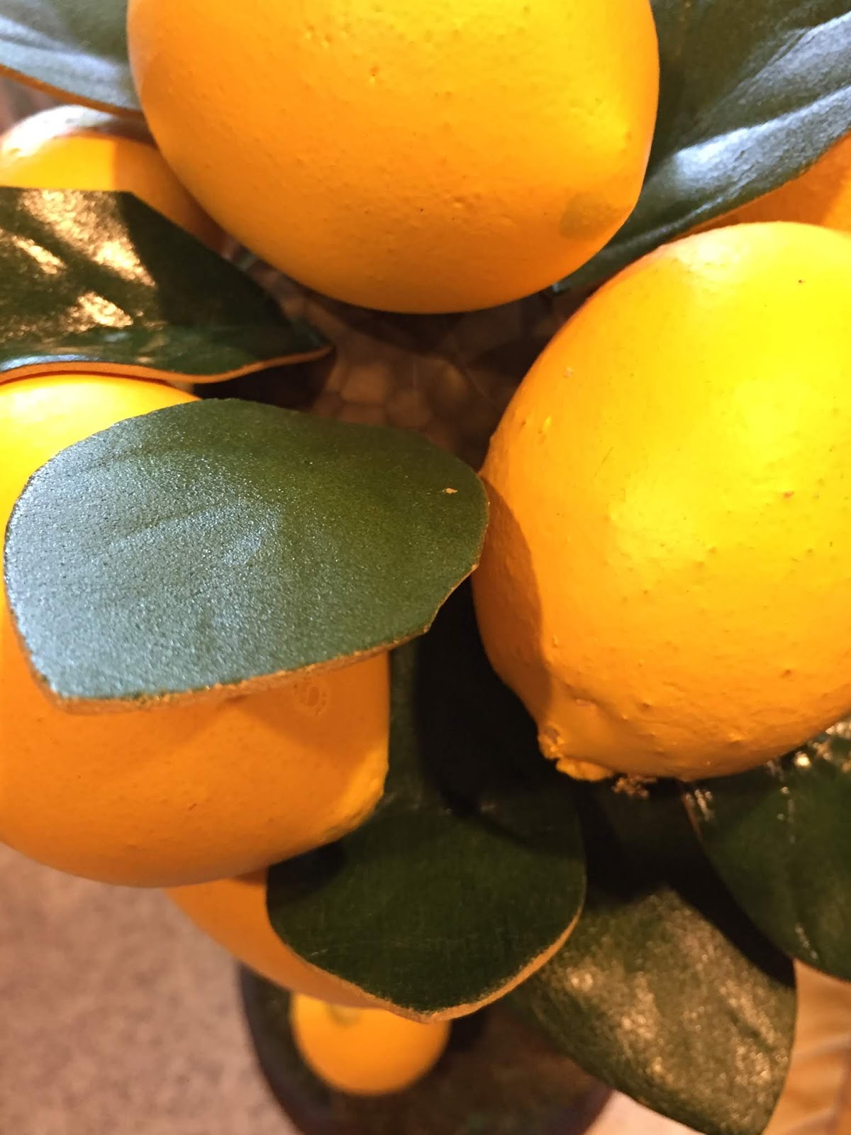 Polka-Dotty Place: DIY Lemon Topiaries