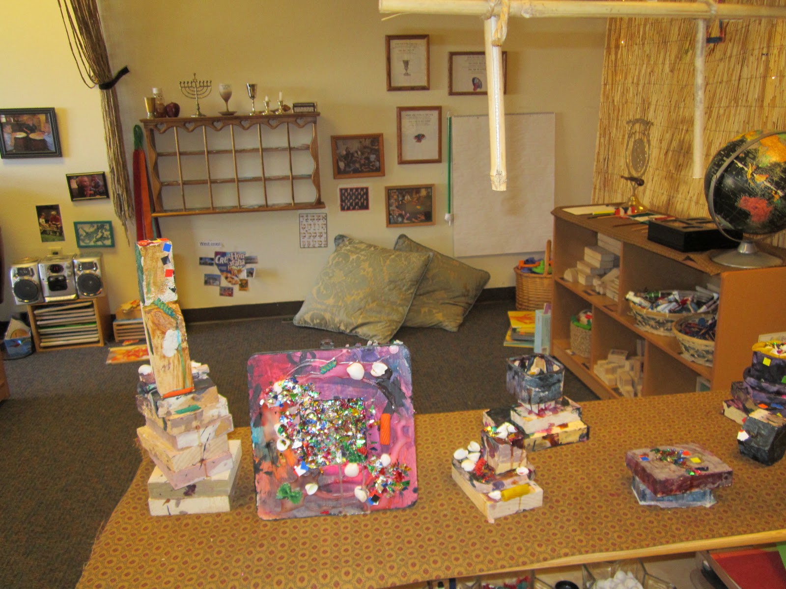 Devoted 2 Discovery: Reggio inspired classroom enviroments (Our class)