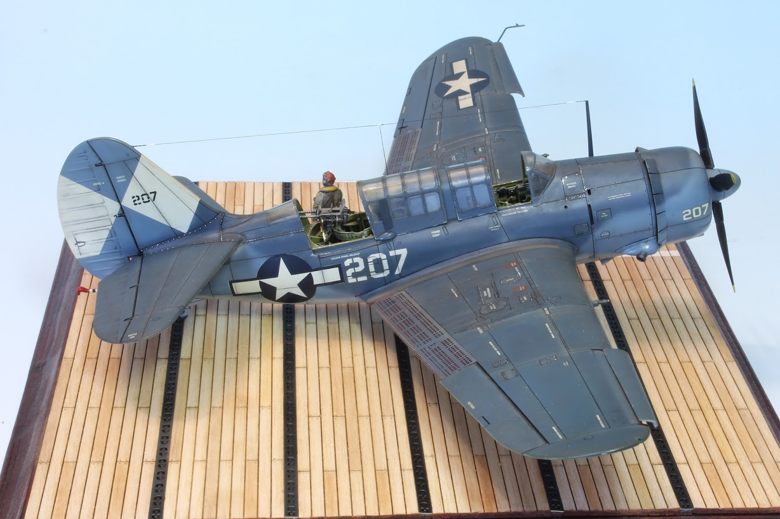 Istvan Michalko's scale models: Curtiss SB2C-4 Helldiver - 1/48 scale