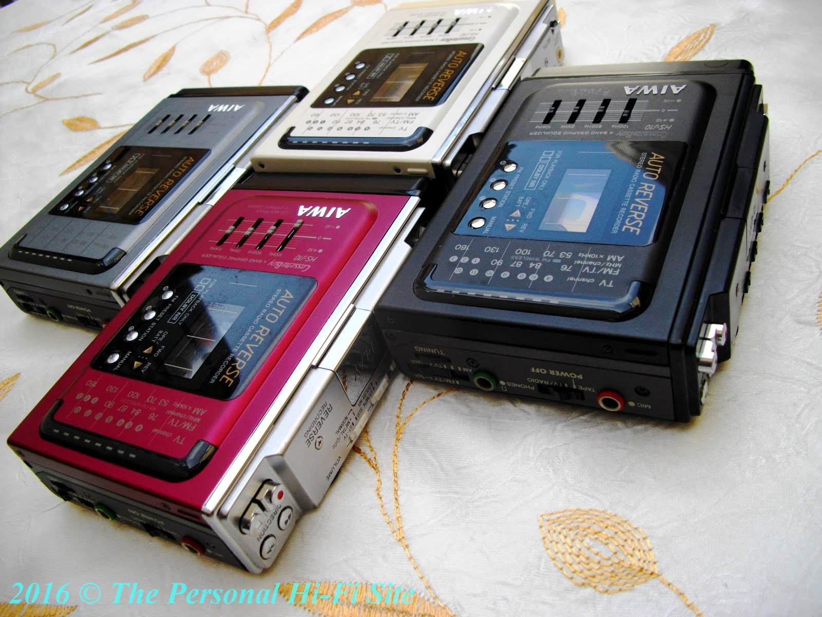 The Personal Hi-Fi Blog: AIWA HS - J10 / J101 / J700