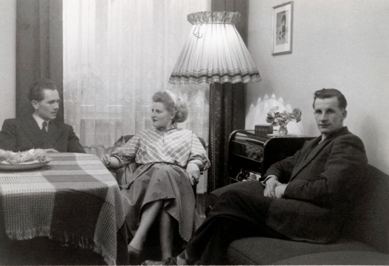 35 Amazing Photos Show What Home Interior Looked Like in the 1950s ...