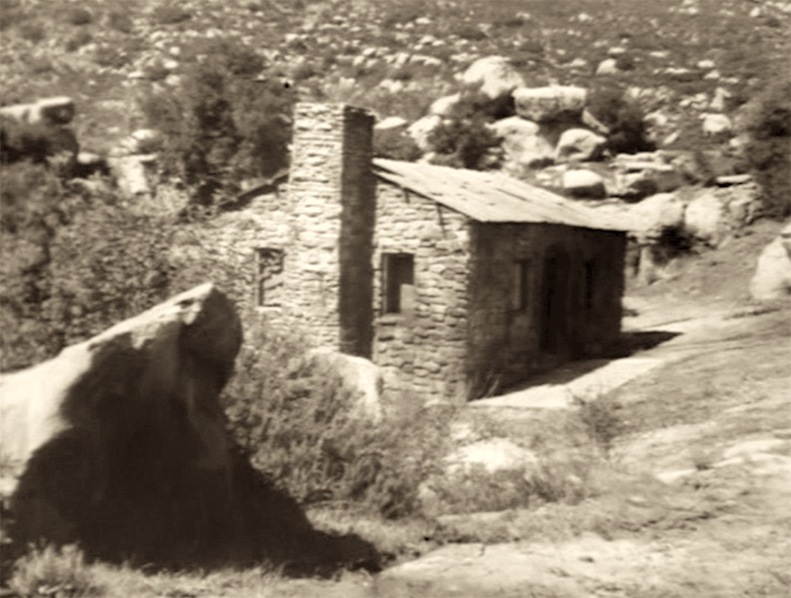 A drifting cowboy: Meanwhile back at the ranch -- Gorge Cabin