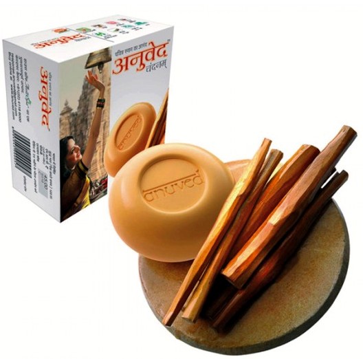 TELUGU WEB WORLD: BEAUTY TIPS OF USING CHANDANAM POWDER