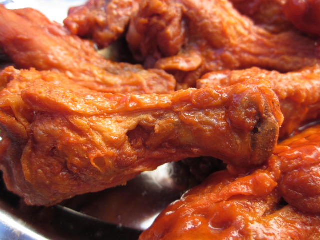 Spicy Fingerlickin Hot Wings