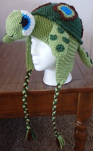 The Handspun Homestead: Whimsical Turtle Hat