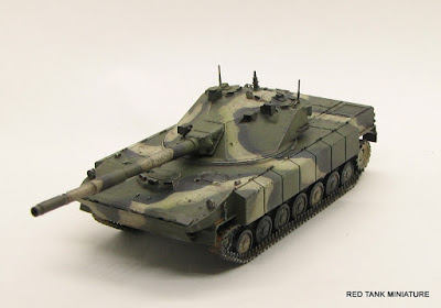 Gulumik Military Models: 2S25 SPRUT-SD with ERA #4 1/72