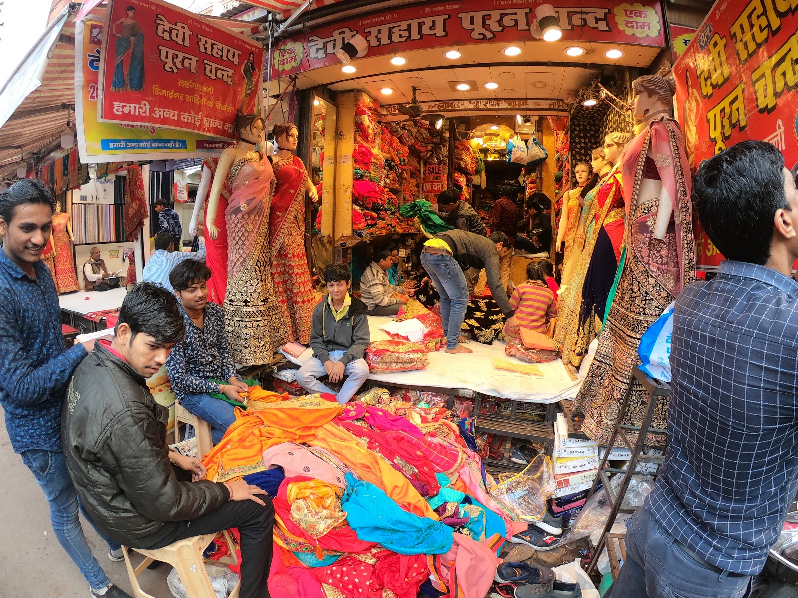 Things to do in Agra other than "Taj Mahal"