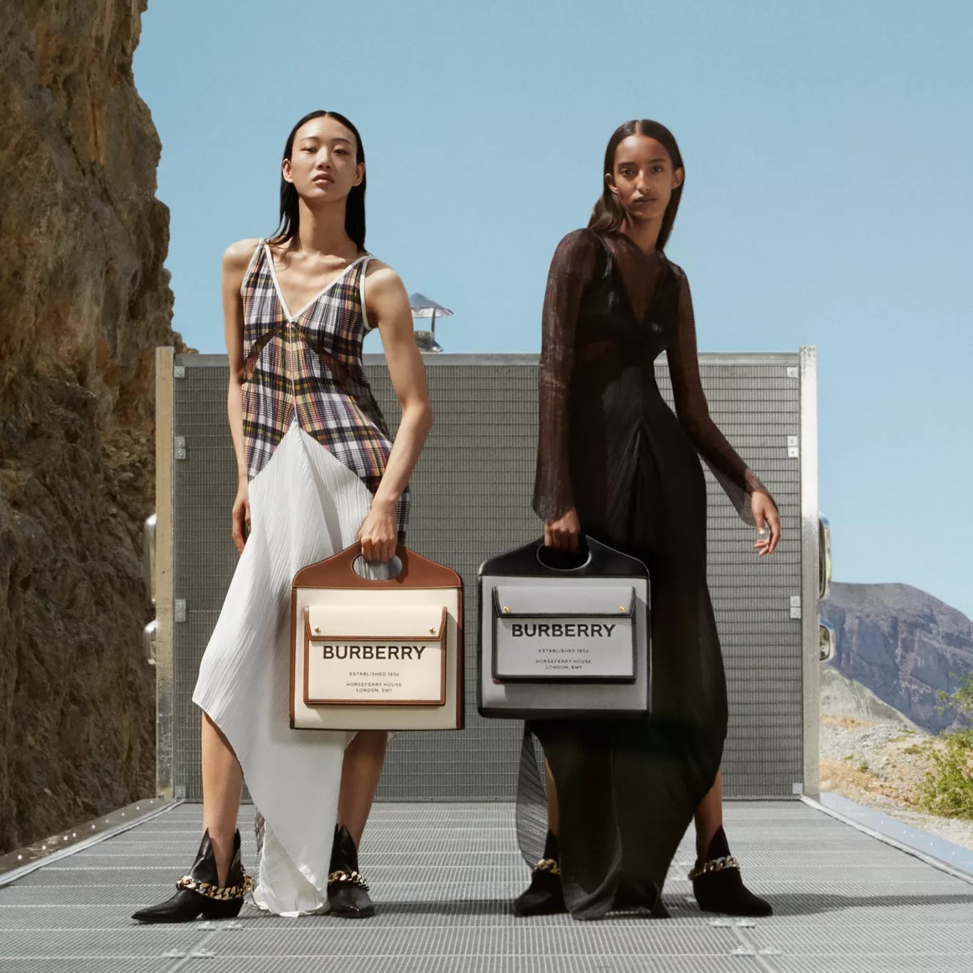 BURBERRY: Lookbook Accessoires