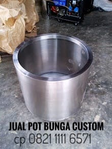 POT BUNGA STAINLESS: Juli 2020