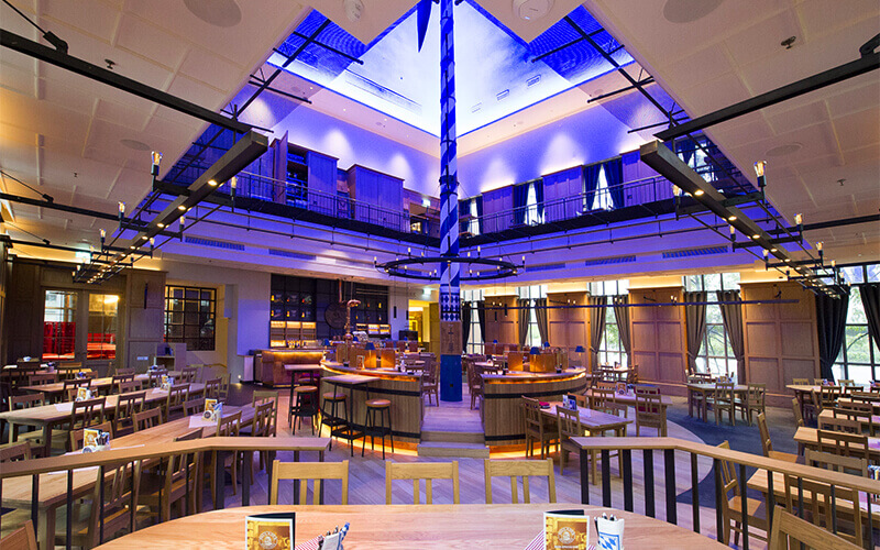 What To Eat Around Merlion Park Singapore?