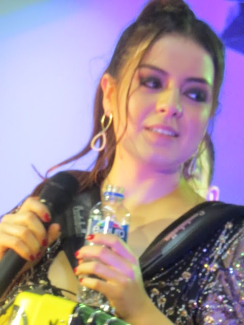 somos el espectador: JANETH VALENZUELA ESTALLIDO DE EXITO CON ACORDEON