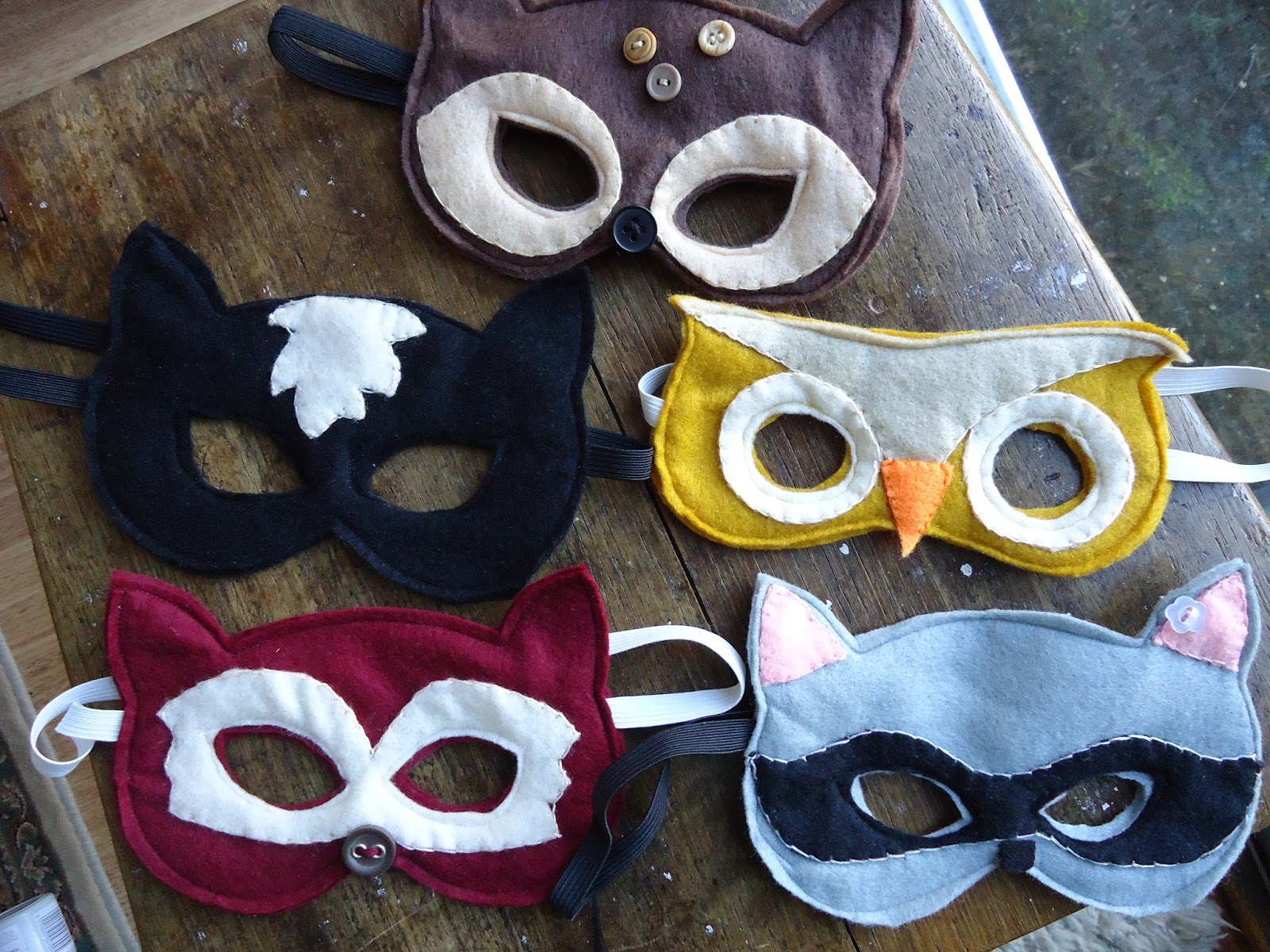 the Torrents Times: Animal Felt Masks (woodland)