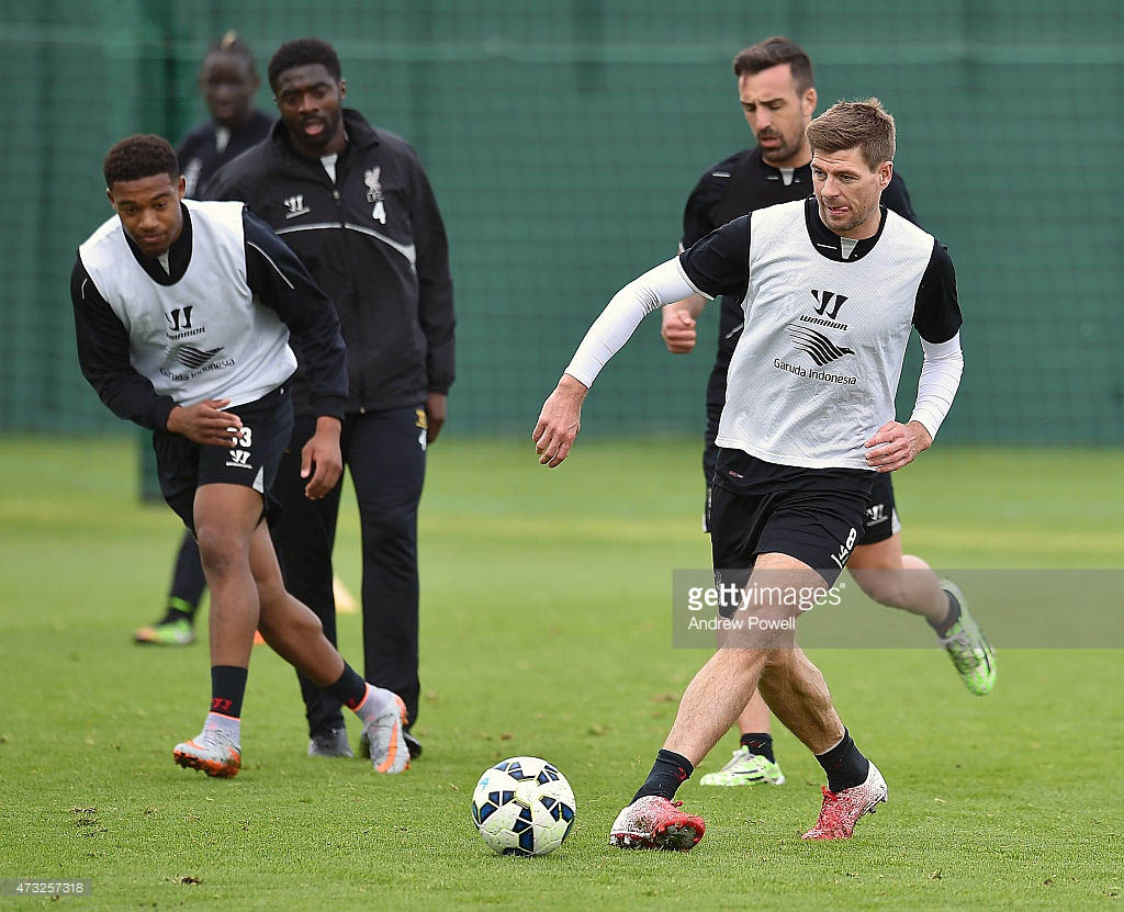 Steven Gerrard Unveils Special Adidas Predator Instinct Boots for Last ...