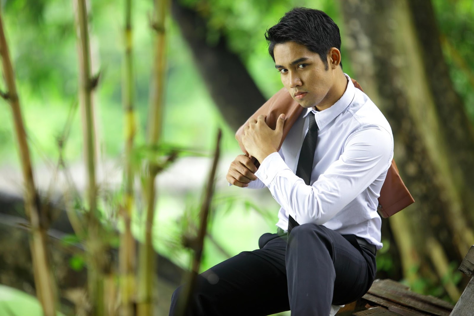 M y a n m a r H u n k s: Nyo Min Khant by Photo Rahta (Rain Studio)