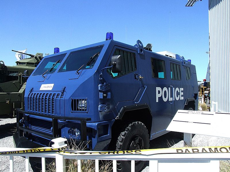 Defensa y Armas: Llegó el sofisticado Maverick, un blindado antipiquetes