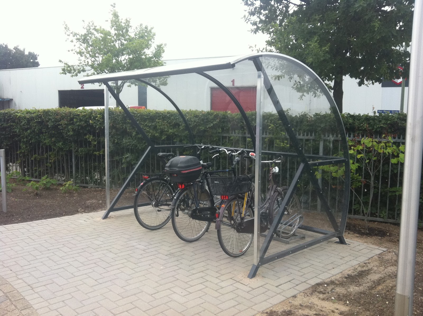 SKWshop Het #allesvoorbuitenblog.: Fietsoverkapping BF1000