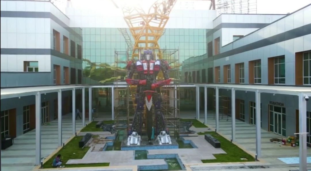 Gujarat Science City: Robotics, Aquatic Galleries And Nature Park