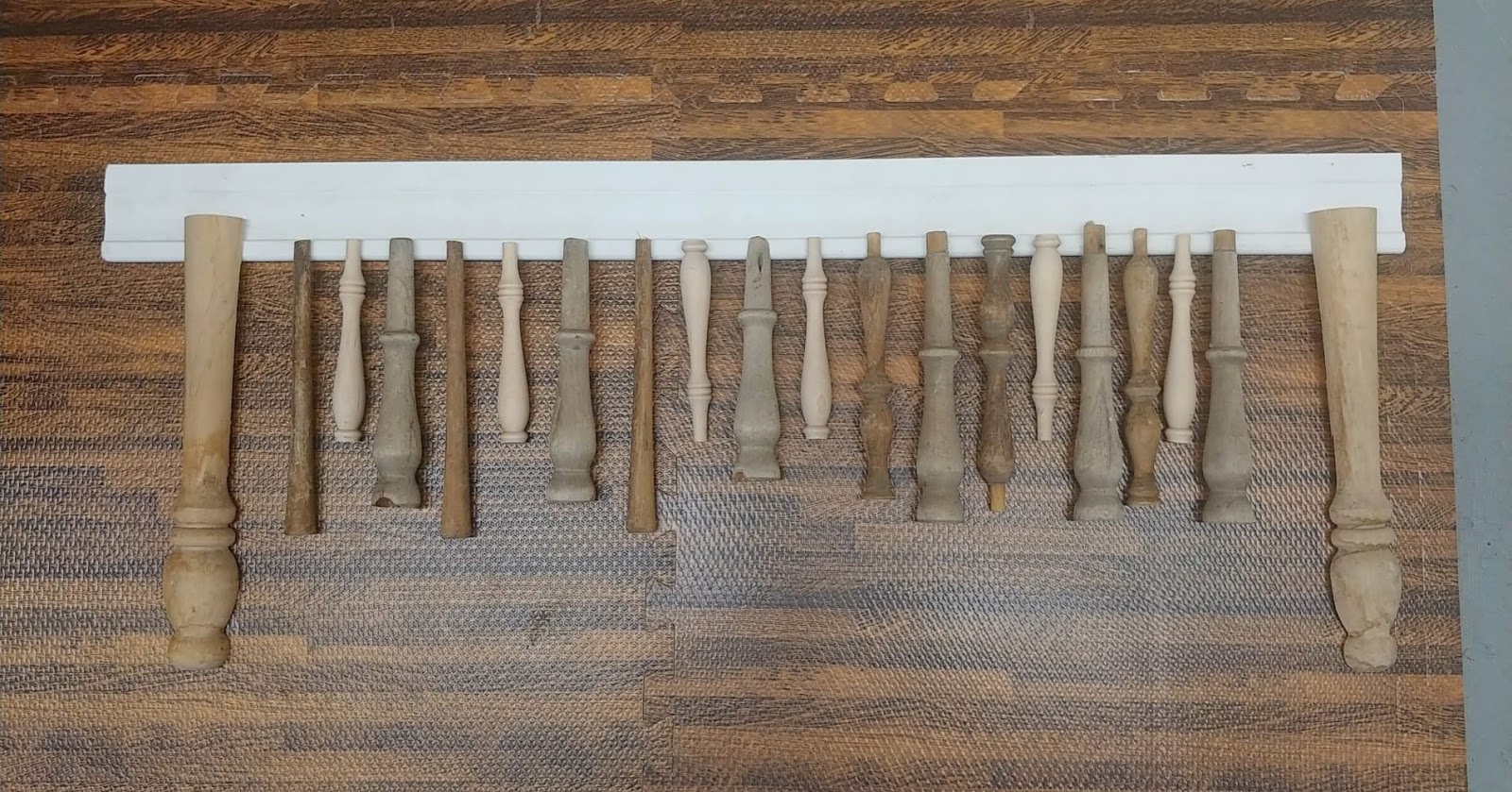 Repurposed Spindle Valance - Little Vintage Cottage