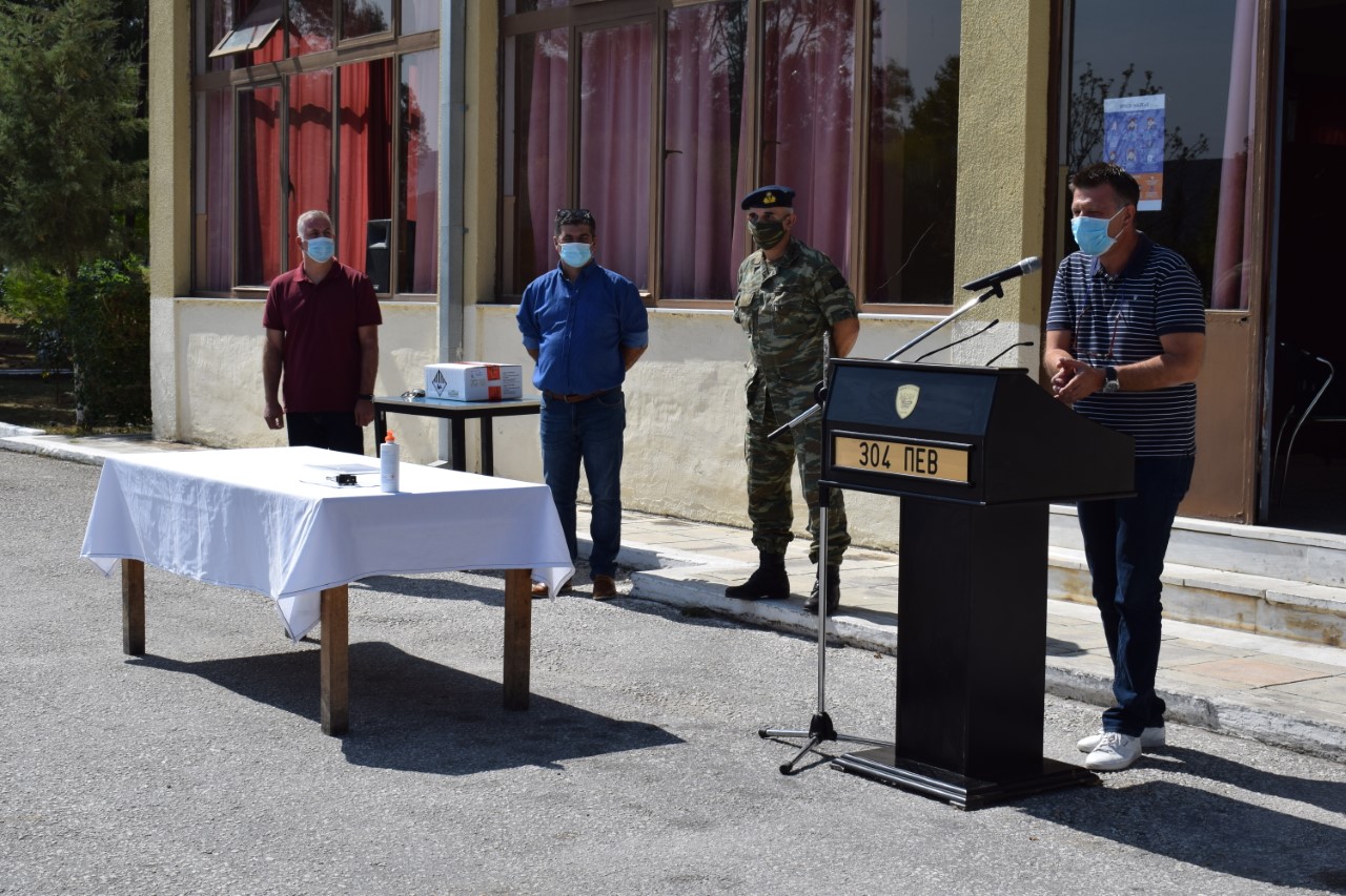 Σημαντικό δώρο παρέδωσε η Ένωση Στρατιωτικών Βόλου στο 304 ΠΕΒ