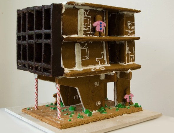 The Peas Perspective: Gingerbread Prefab!