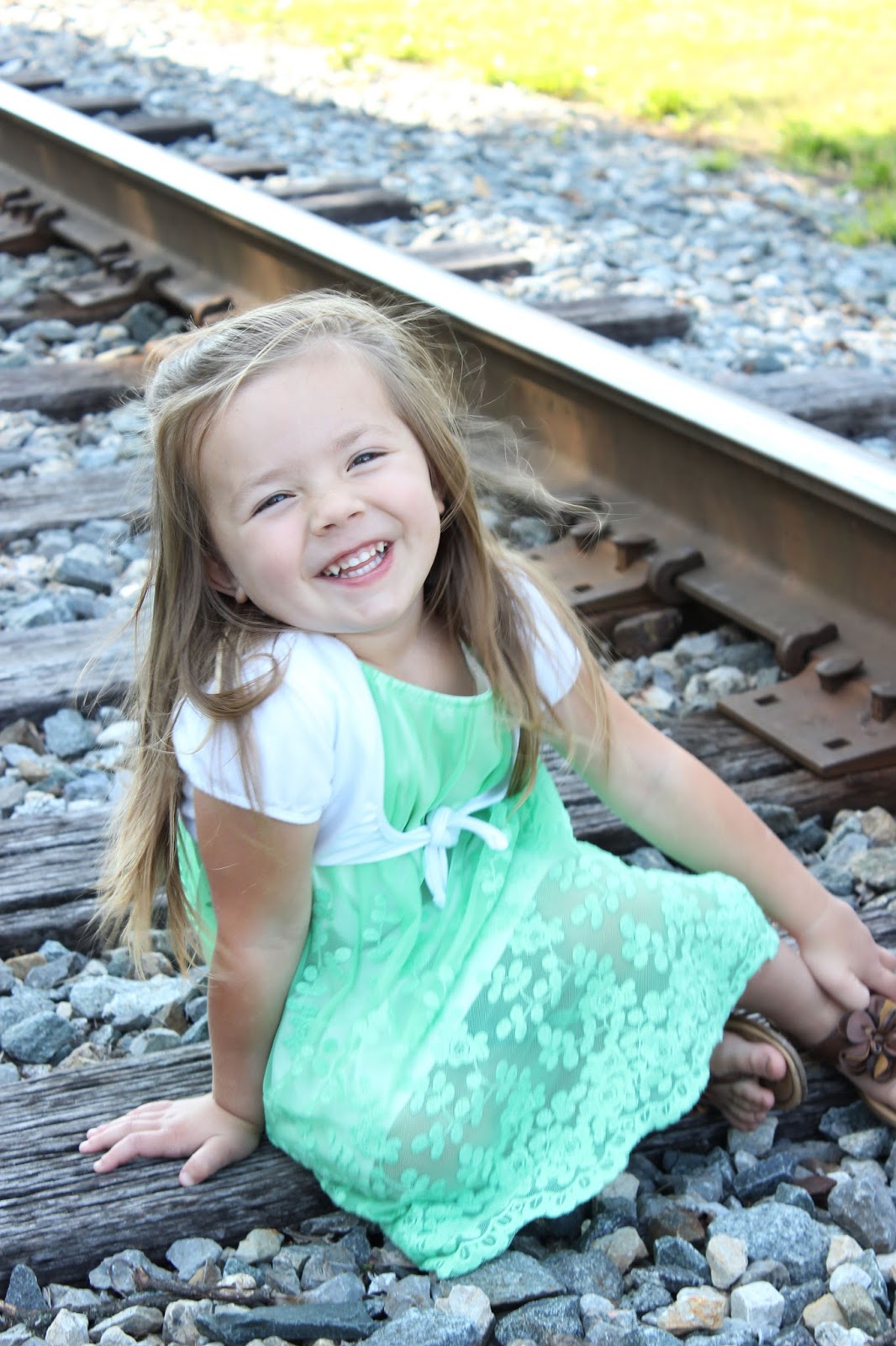 Joyfully Living 4 Jesus: Colton + Laura | portraits