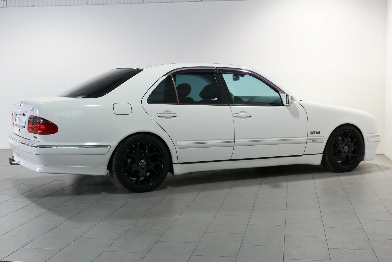 Mercedes Benz W210 5.8 Brabus