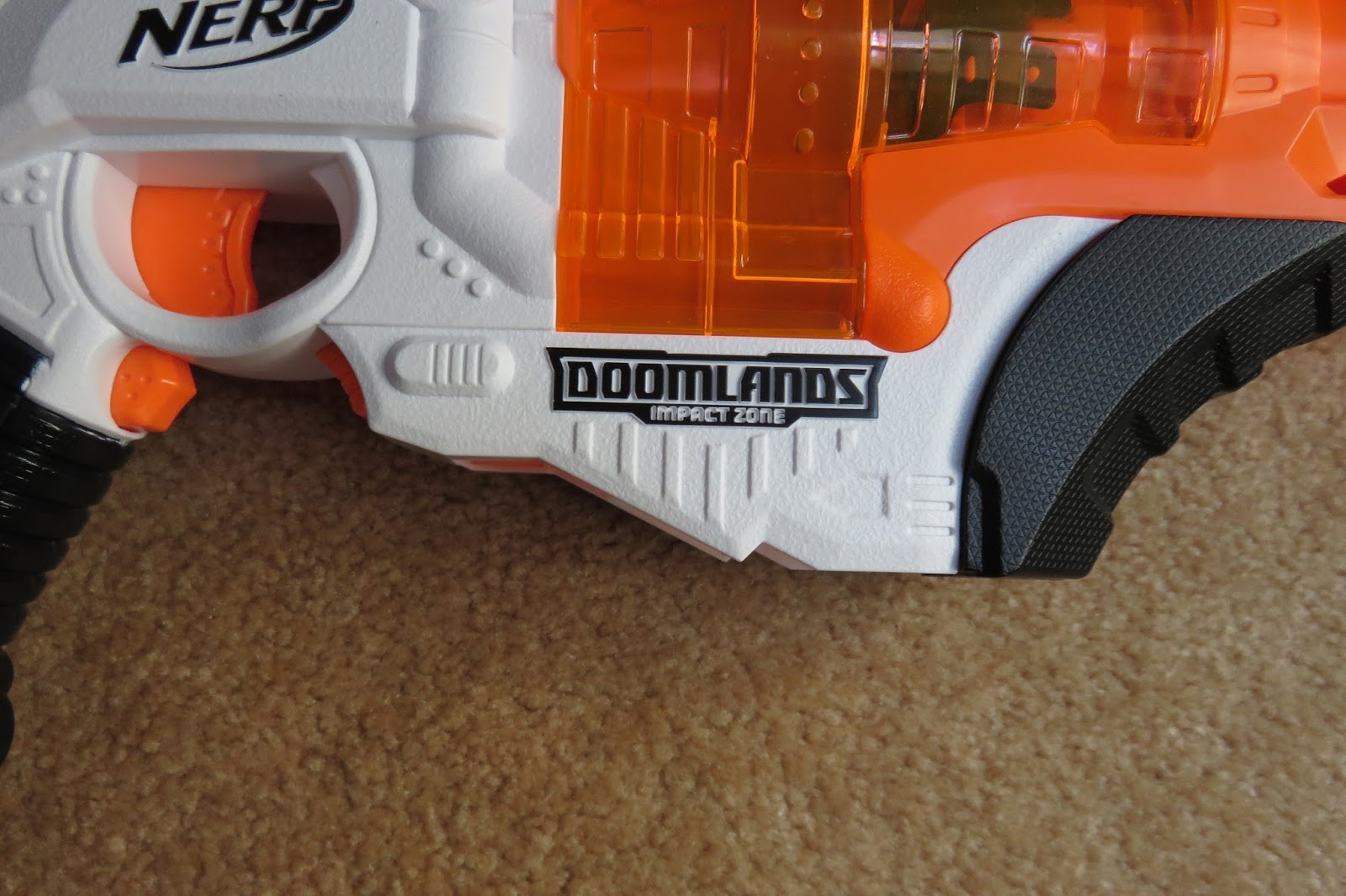 Outback Nerf: Review: Nerf Doomlands Desolator (US orange trigger)